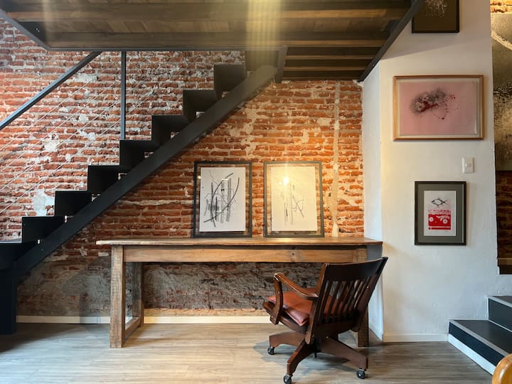 Loft De Arte En Peatonal Más Linda De Ciudad Vieja - Montevideo