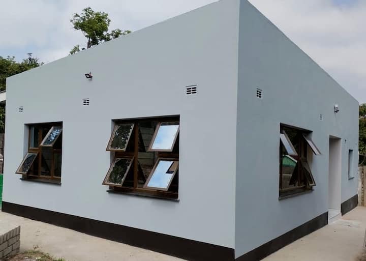 Cozy Furnished Studio Apartment - Zimbabwe