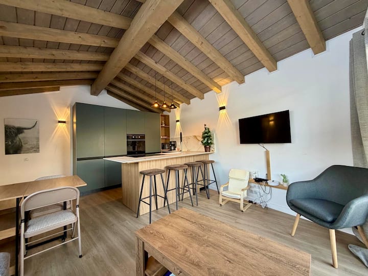 Chalet En Pierre Entièrement Rénové - Bourg-Saint-Maurice