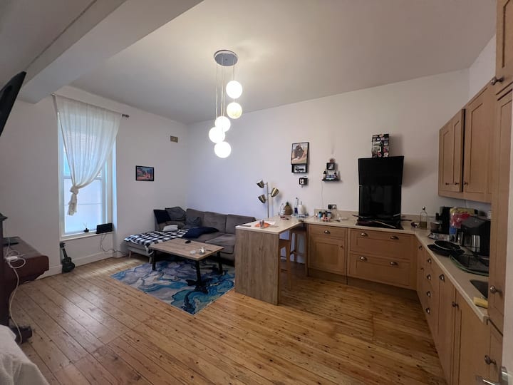 Modern Coastal Flat Prime Location | Walk To Beach - Bournemouth
