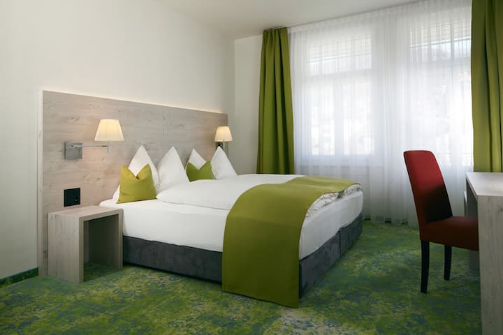 Family Room By The Lake Thun - Spiez