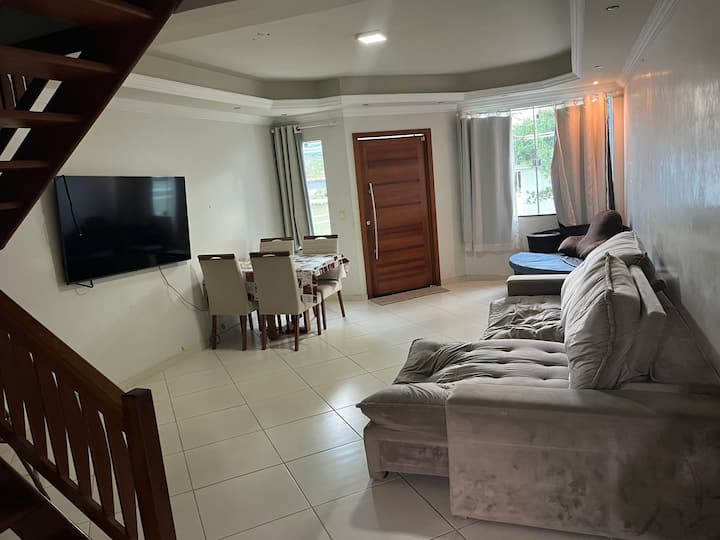 Casa Completa Com Piscina E áRea Gourmet - Rio das Ostras