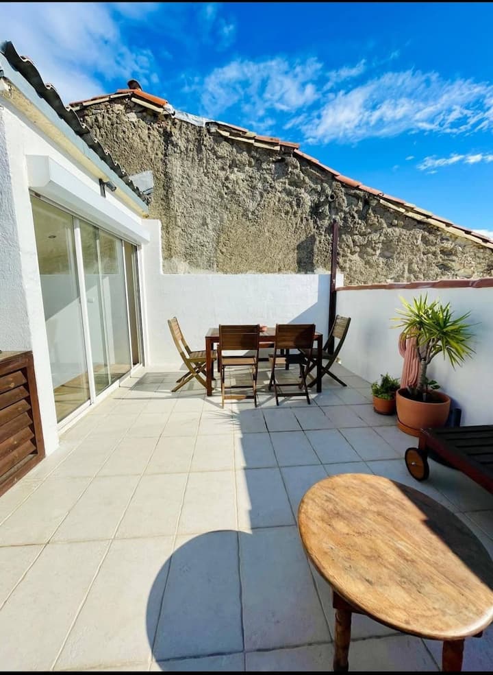 Duplex, Climatisé, Terrasse, 2 Chambres, Lits 140 - Narbonne