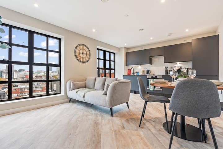 Stylish 2br Apartment | Sleeps 4 | Central Area - Birmingham