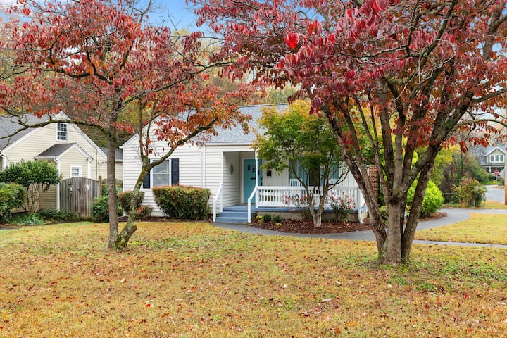 Quiet 3br W/ Fenced Yard | Walk To Park & Shops - Winston-Salem, NC