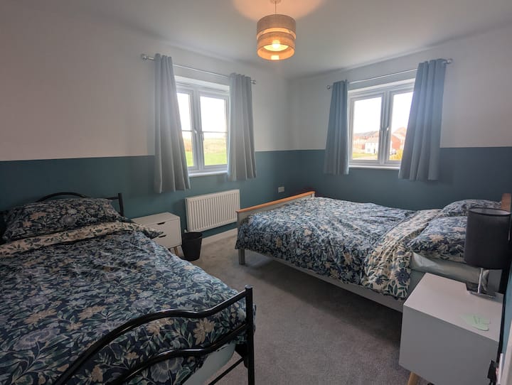 Luna's Guest House - Bromsgrove