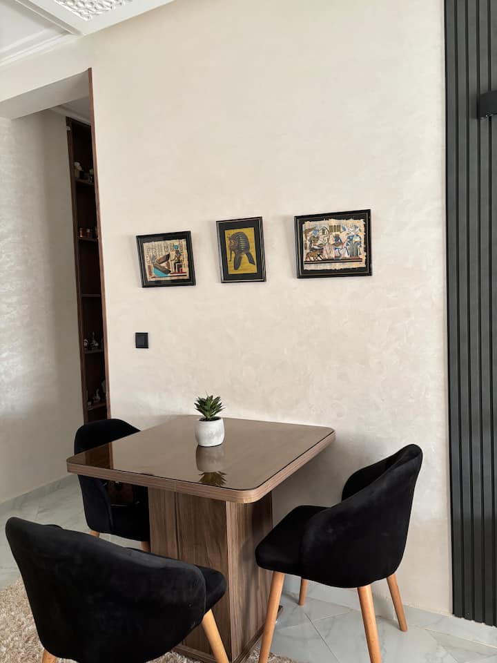 Cozy Two Bedroom Apartment - Meknès