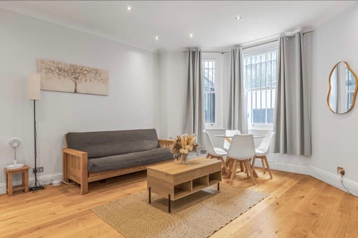 Stunning 1 Bedroom Apartment In South Kensington. - 伯爵府