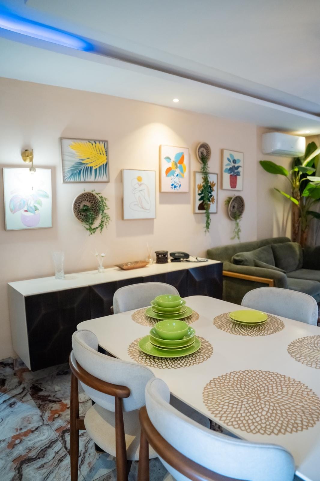 Yanker Royal Holding - B Lubumbashi - Departamentos en renta en ...