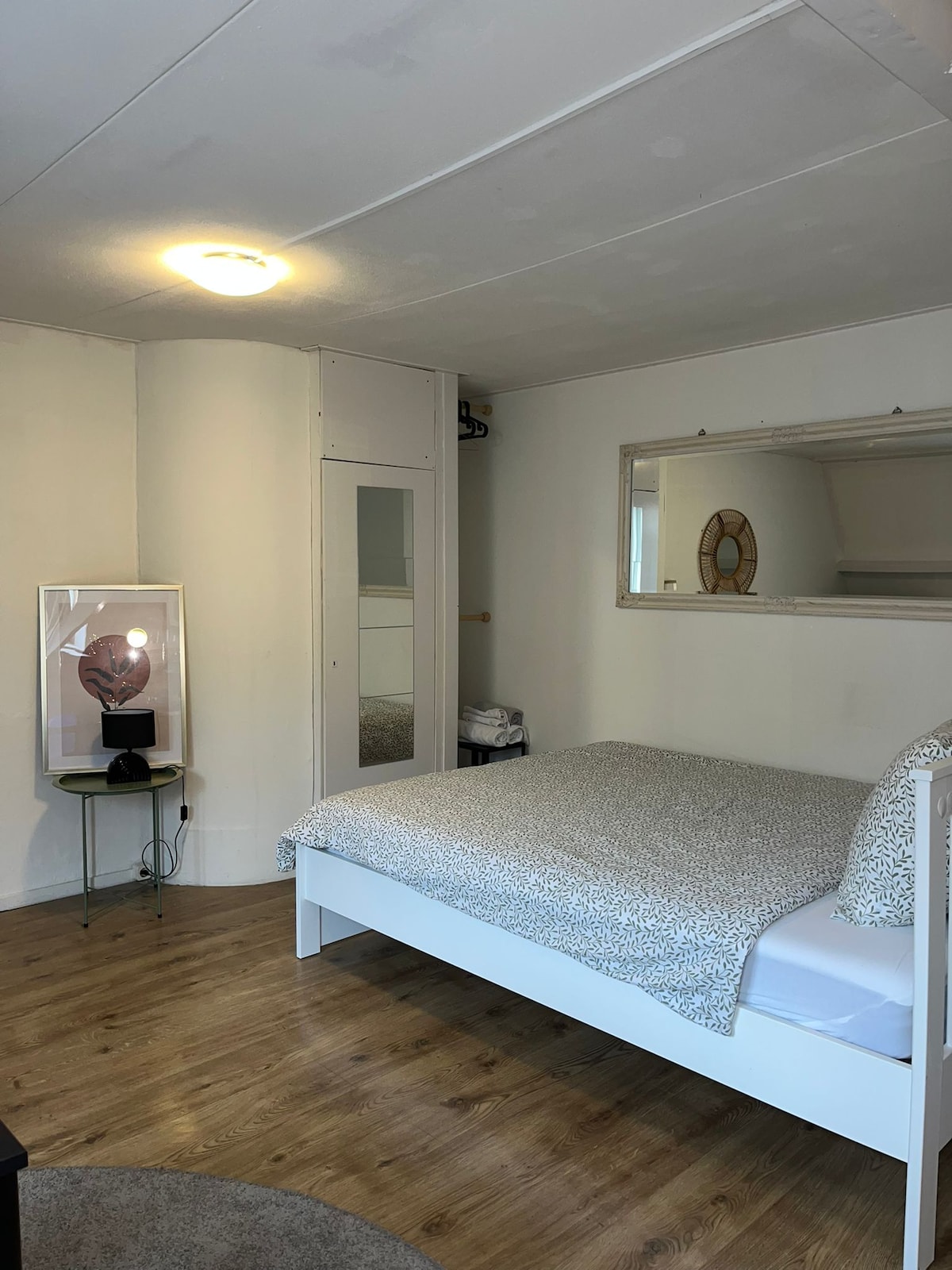 Cozy Studio in Haarlem Center - Houses for Rent in Haarlem, North ...
