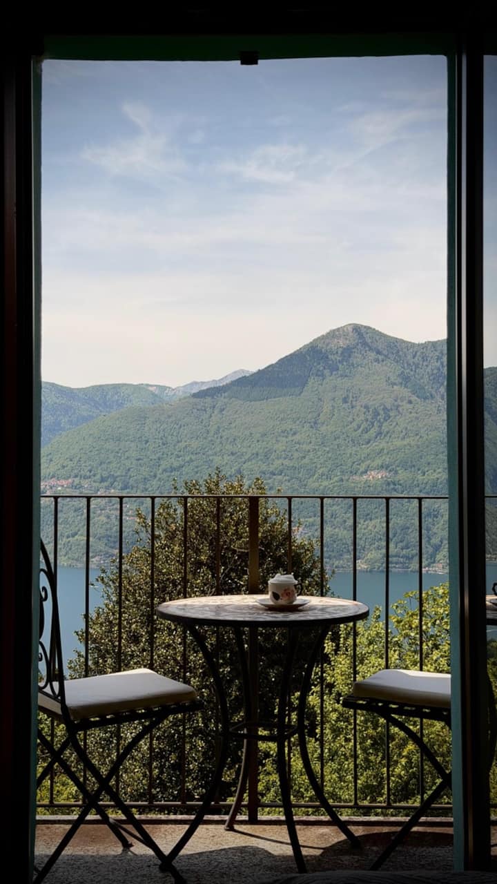 Casa Franziska - A House Overlooking Lago Maggiore - Cannobio