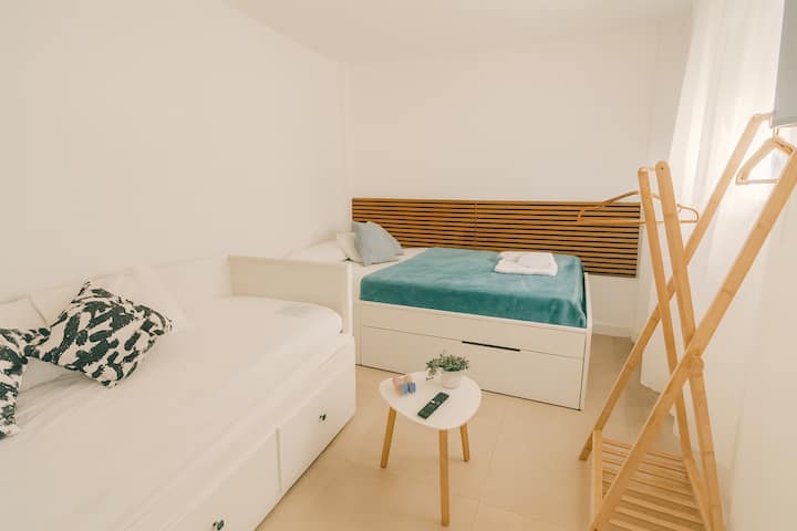 Costa By Hawkins Algeciras - Interior 3c Abierto - Algeciras