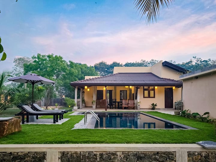 Aaryana 2 Br Villa With Pool - Sri Lanka