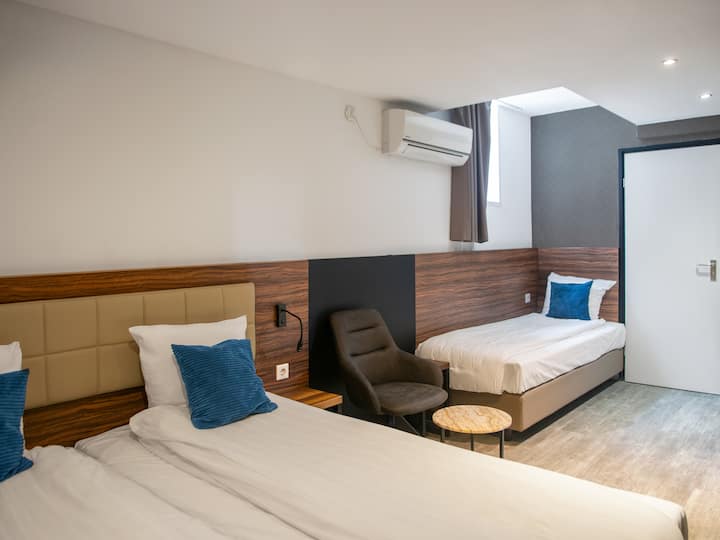 Standard Triple Room - Amstelveen