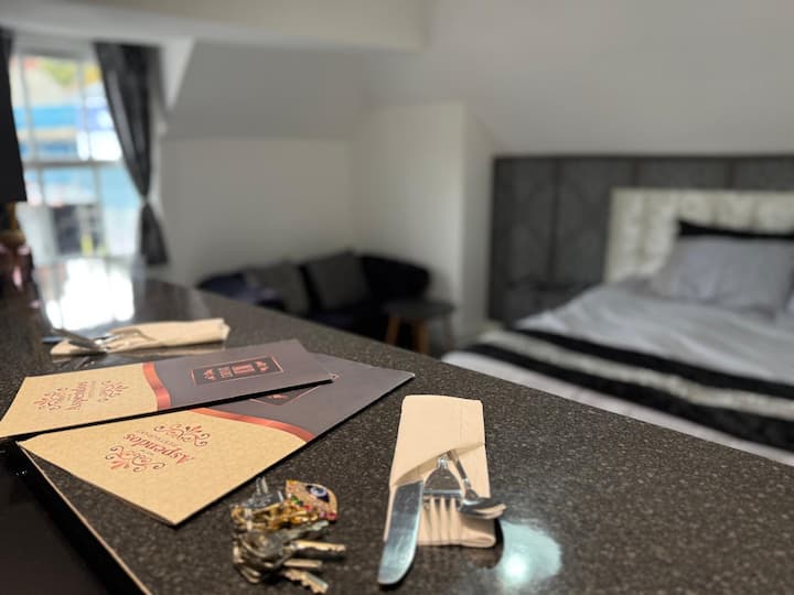 Modern Deluxe Double Room - Canterbury