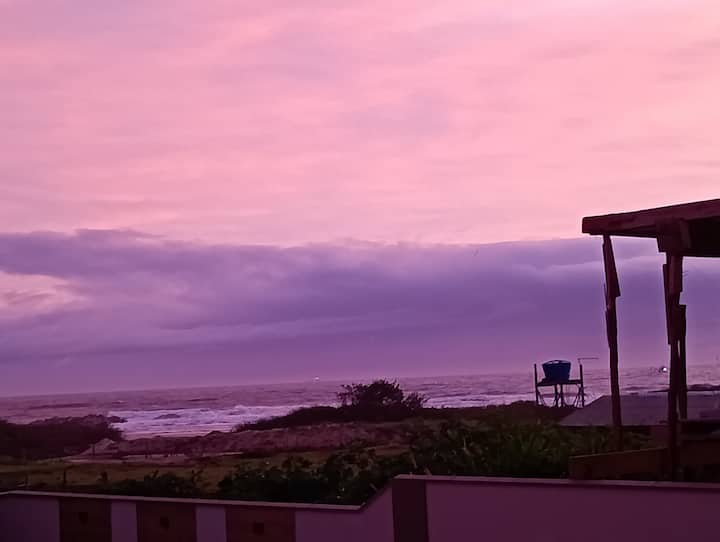 Casa A Menos De 200mt Da Praia, óTima Localização - Imbituba