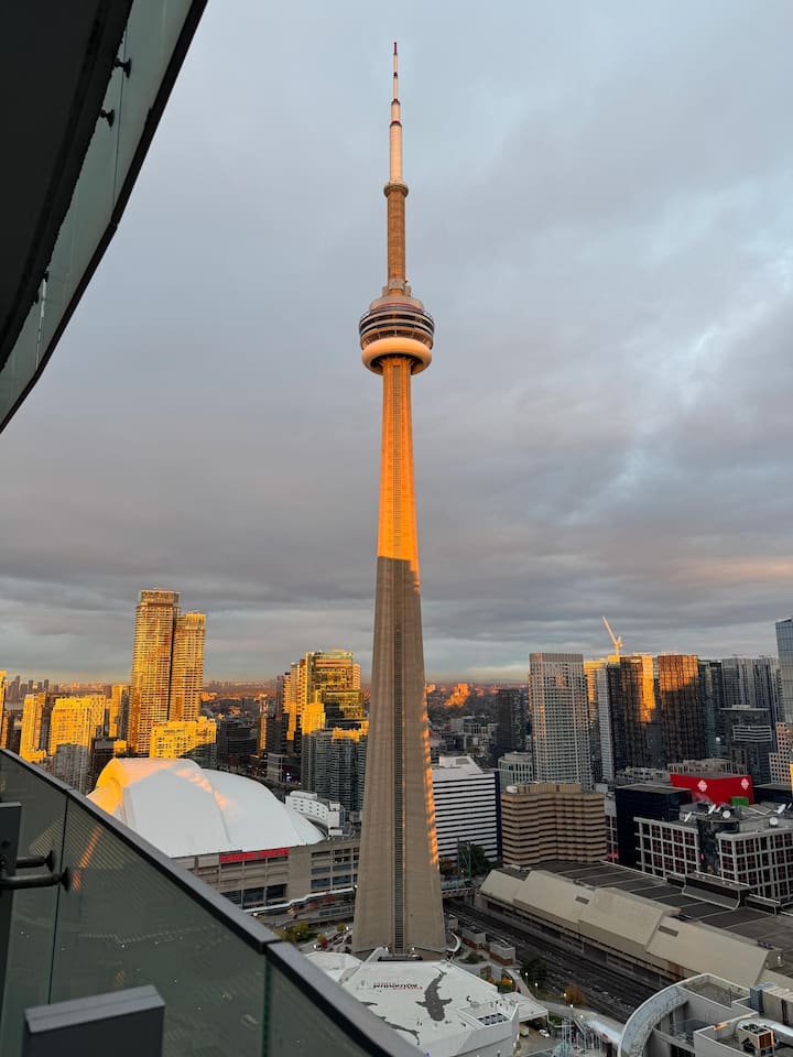 Welcome To Toronto. We Hope You Enjoy Your Stay! - Toronto