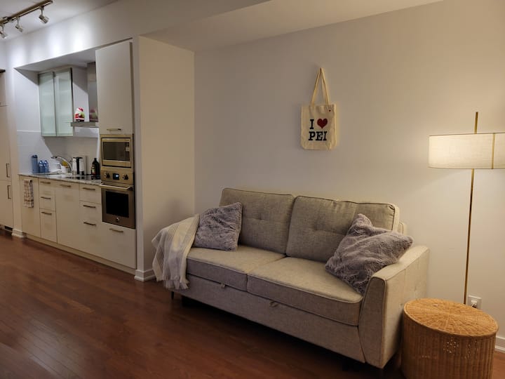 Welcome To Toronto. We Hope You Enjoy Your Stay! - 