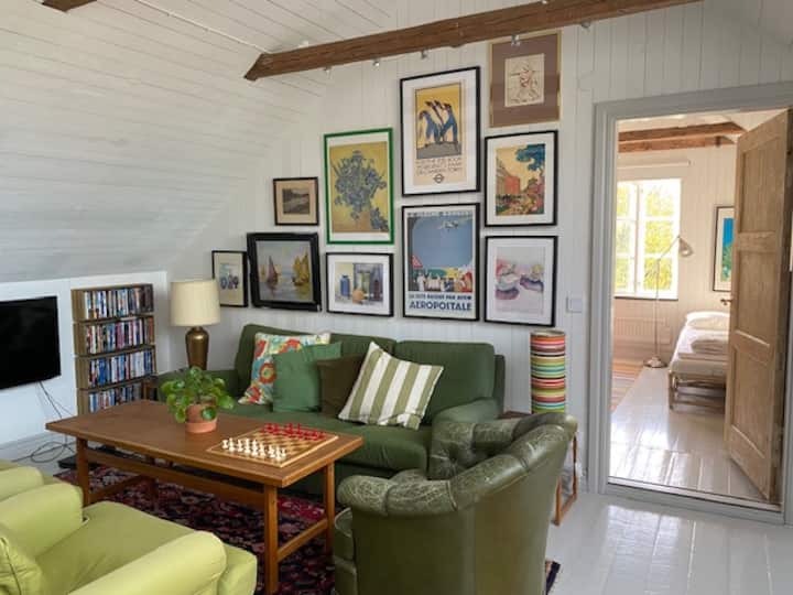 Det Gamla Vagnmakarhuset - Tyst Och Rymligt - Löddeköpinge