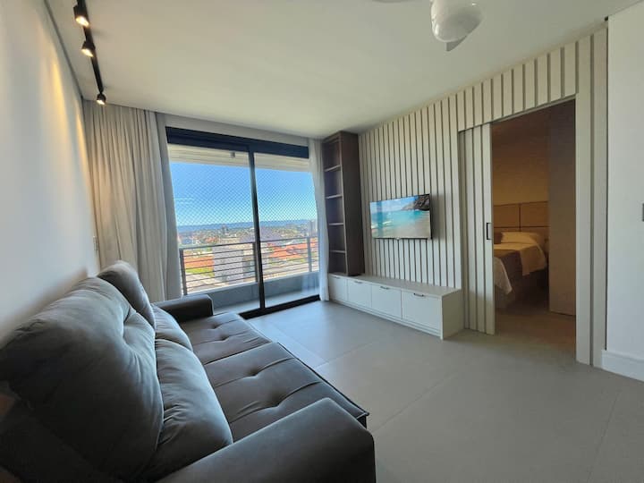 Apartamento à 1 Quadra Do Mar Em Torres/rs - Torres, Brasil