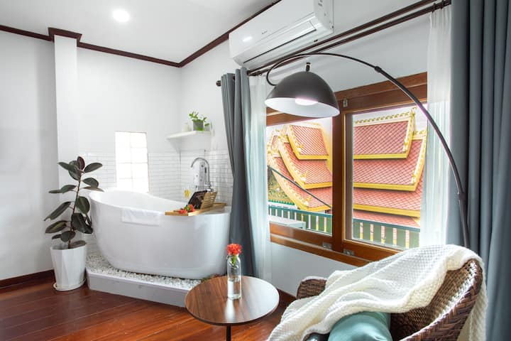 Bathtub•romantic Getaway In Mekong•pagodaview - Vientiane