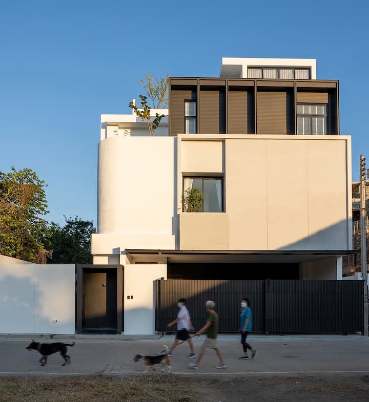 The Villa Dali • Luxury Pool & Doi Suthep View - Chiang Mai