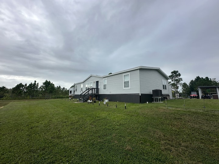 Rancho La Esperanza In Okeechobees Full Wilderness - Kissimmee Prairie Preserve State Park, Okeechobee