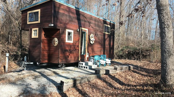 Boho Styled Tiny House In Idyllic, Quiet Setting - 오로라