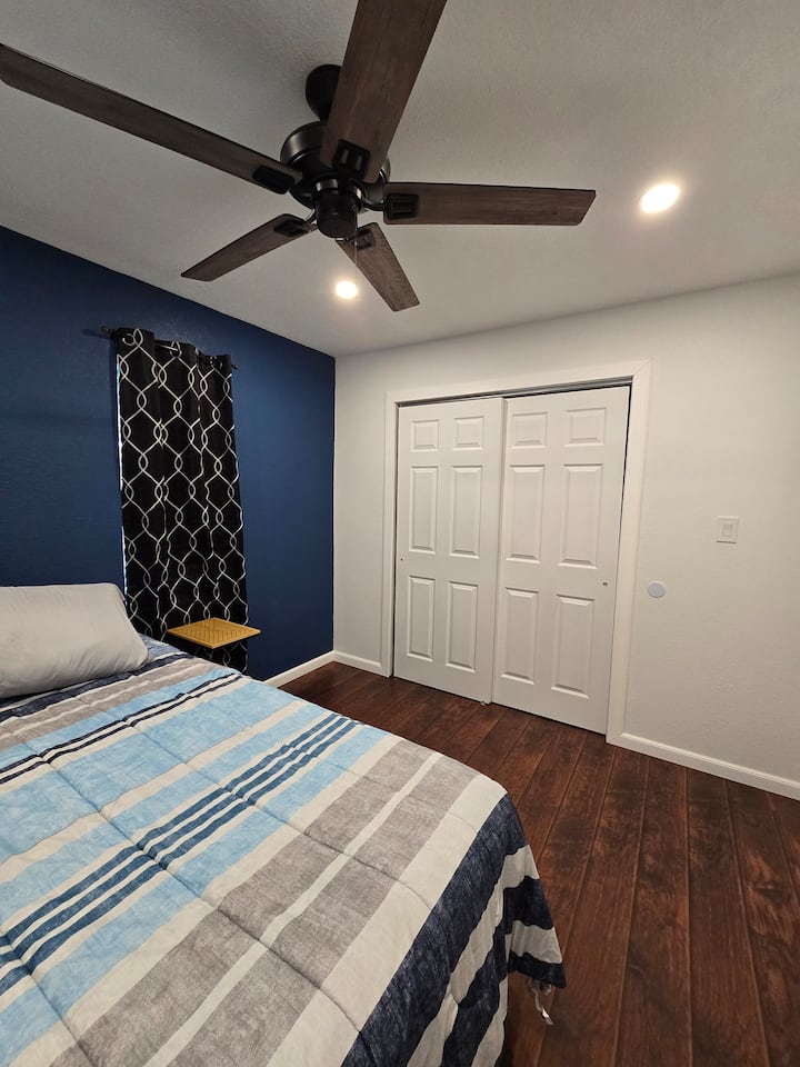 Hills Hideaway - Uvalde, TX