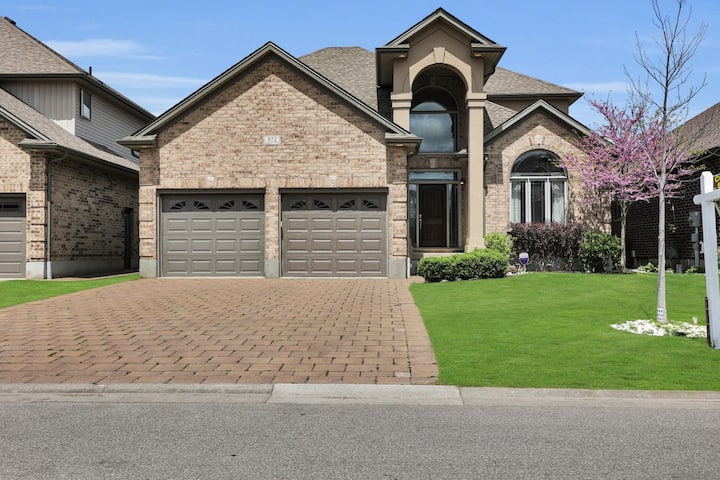 Modern 4br/near Western&masonville • Prime London - London