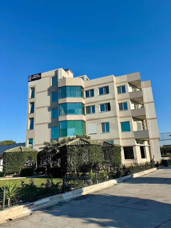 Hotel Aerostay - Albania