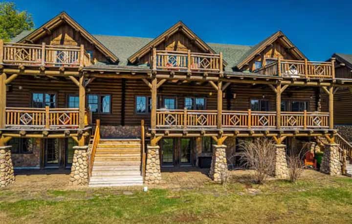 Casa Locura At Ampersand Bay - Saranac Lake, NY