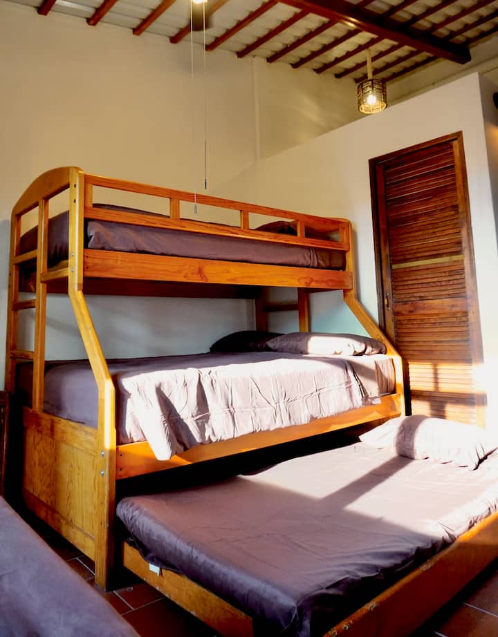 Mini Loft Práctico Con Cocineta Y Litera En Ajijic - Ajijic