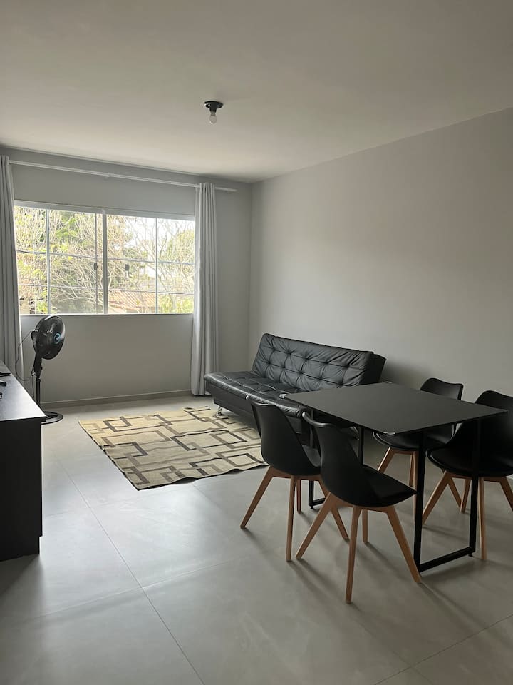 Apto. Completo / Bairro Tranquilo E Familiar - Rio das Ostras