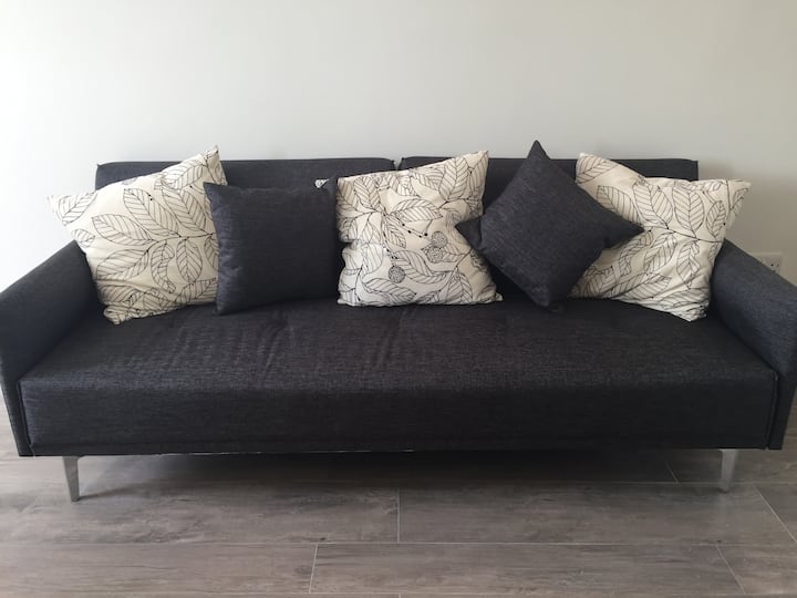 Contemporary 1 Bedroom Flat, 4 Mins Walk To Tube. - Central London