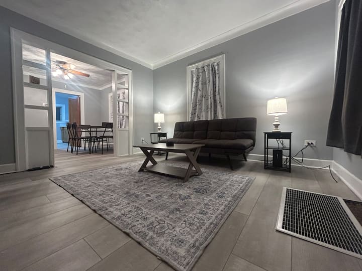 Charming Home, Newly Renovated | Midterm Rental - Toledo, OH