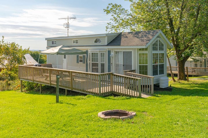 Cottage With Resort Amenities - High Point State Park, Sussex