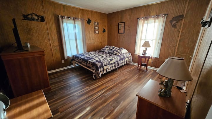 Crossroads Cottage B&b #2c 
*Rate Listed Per Room* - Elkins, WV