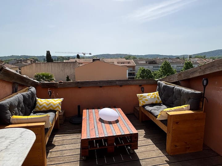 Duplex Atypique Avec Terrasse Tropézienne - Cogolin