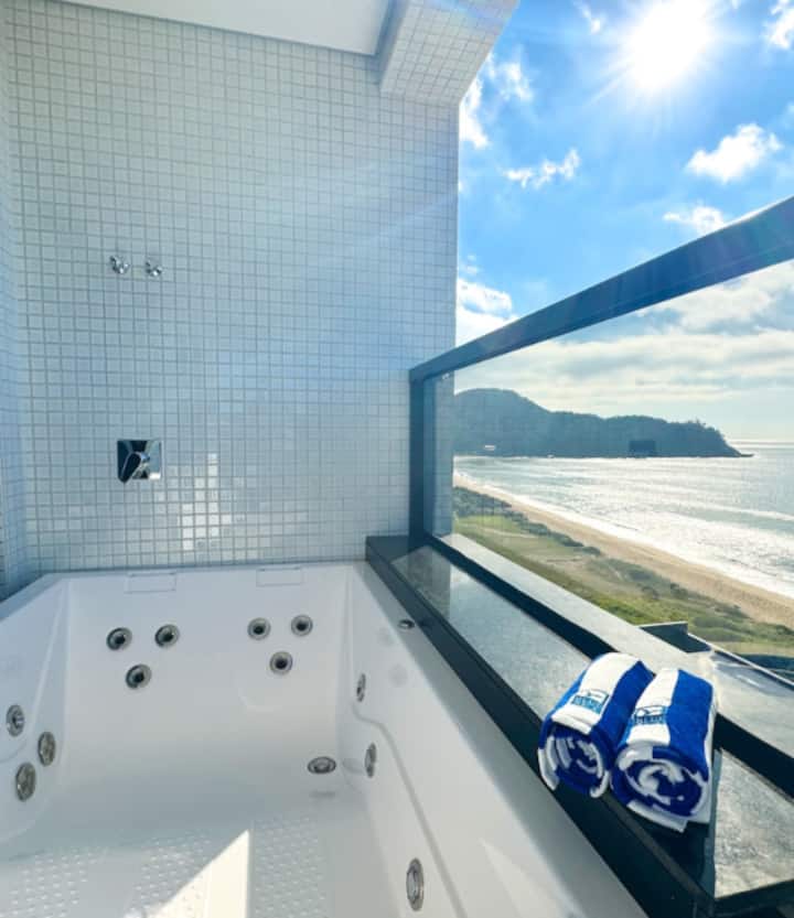 Suíte Família Com Hidro, De Frente Para O Mar - Itapema