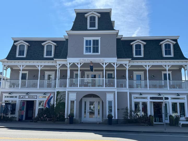 The Figurehead On Block Island (North Apartment) - New Shoreham, RI