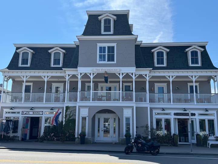 The Figurehead On Block Island (North Apartment) - New Shoreham, RI