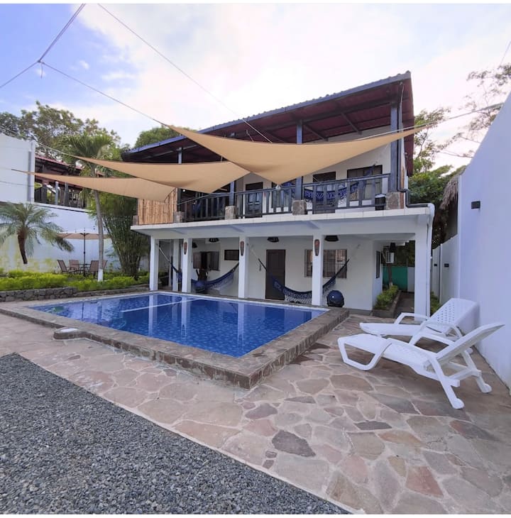 Casa De Playa -Surf Side El Tunco Beach - El Salvador