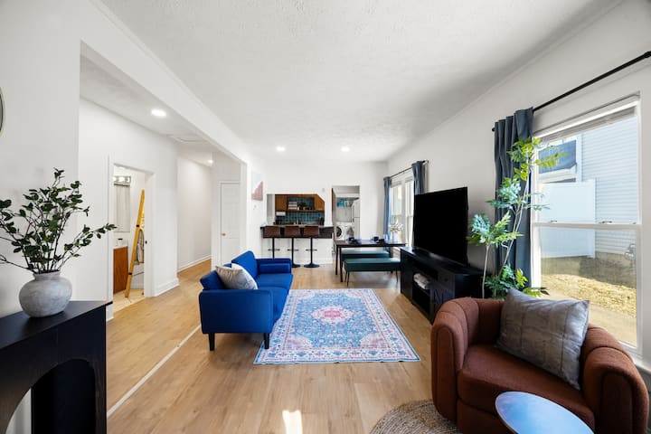 Central Lex Stay | Walk To Kroger Field | Fire Pit - Lexington, KY