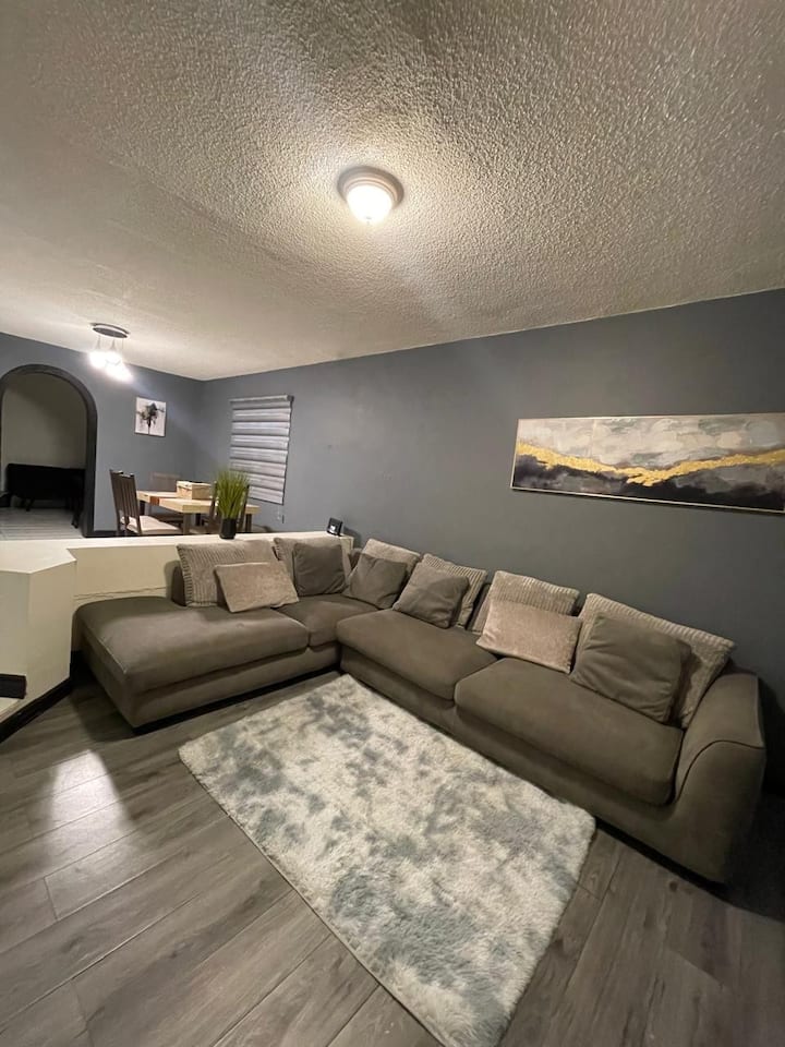 Casa A 1 Km De Plaza Fiesta. - Brownsville, TX