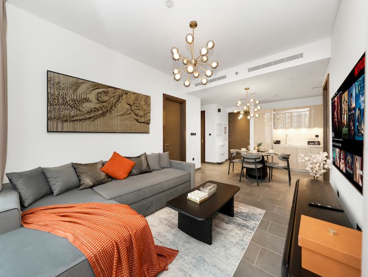 Modern 2br Dubai Apt – Pool, Gym, Sauna, 7 Guests - ドバイ
