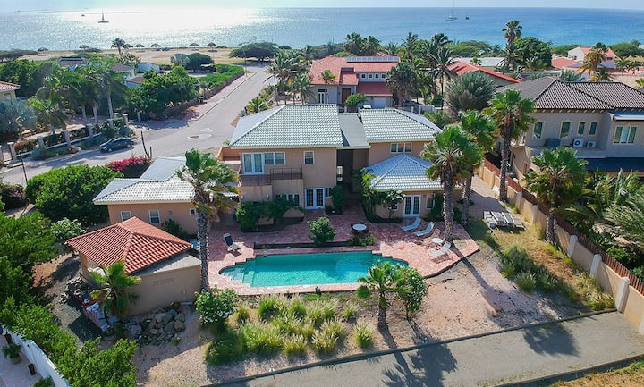 Villa Bella Mare Luxury Steps From Boca Catalina - Aruba