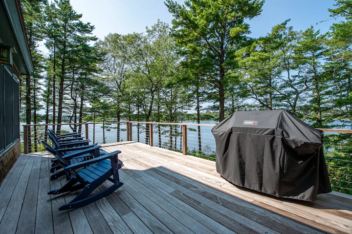 Windward Lodge - Dog Friendly Waterfront Retreat - Bath, ME