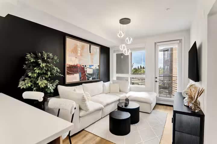 Bright 1br | Pool Gym Near South Coast Plaza - Costa Mesa, CA