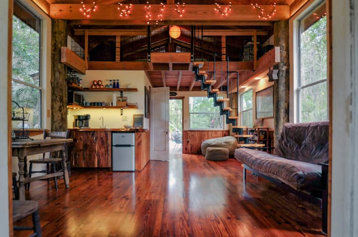 Guest Cabina | Hot Tub | Tropical Pool Oasis - Florida